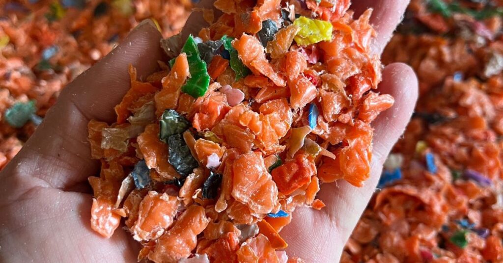 HDPE Pipe Regrind : Greenwave Recycling Inc.